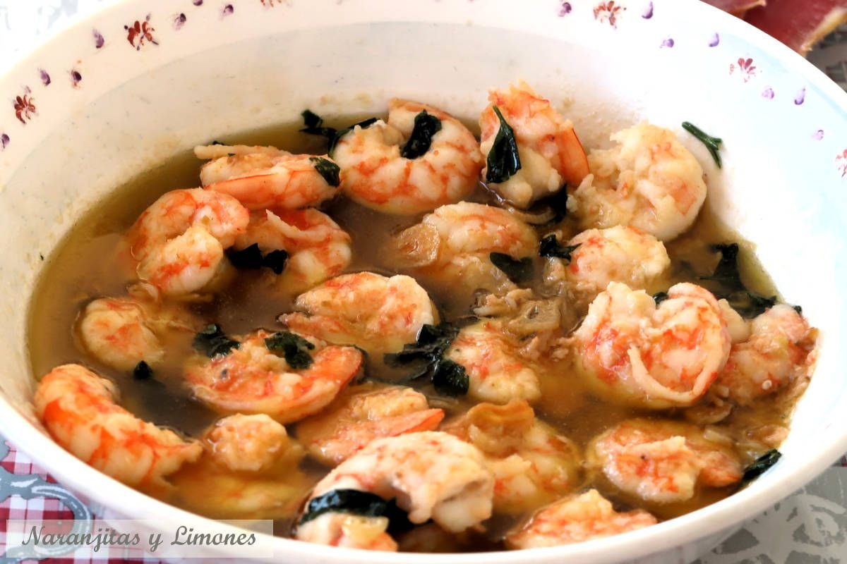 Gambas al ajillo, plato estrella de la cocina española - Naranjitas y ...